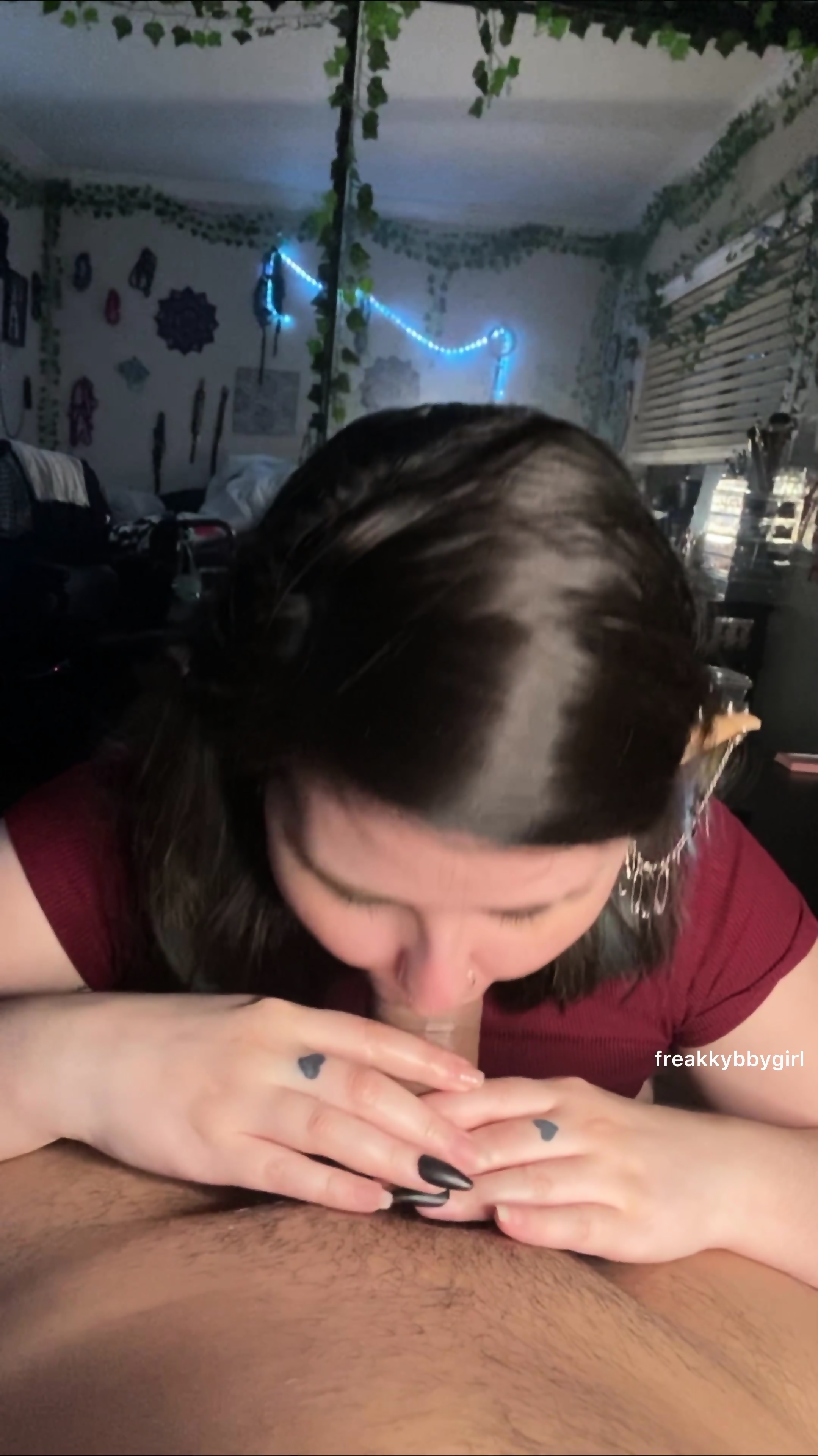 Elf Practices Extreme Deepthroat Eporner