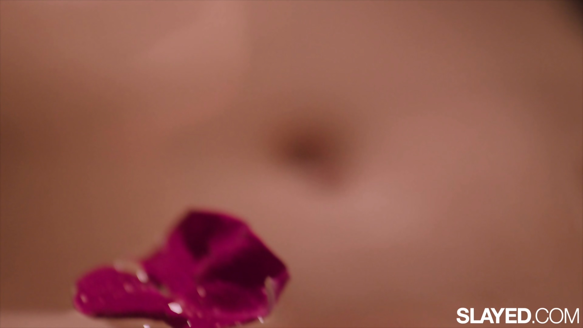 Slayed Allie Nicole Gives Nicole Doshi Deep Anal Penetration Eporner