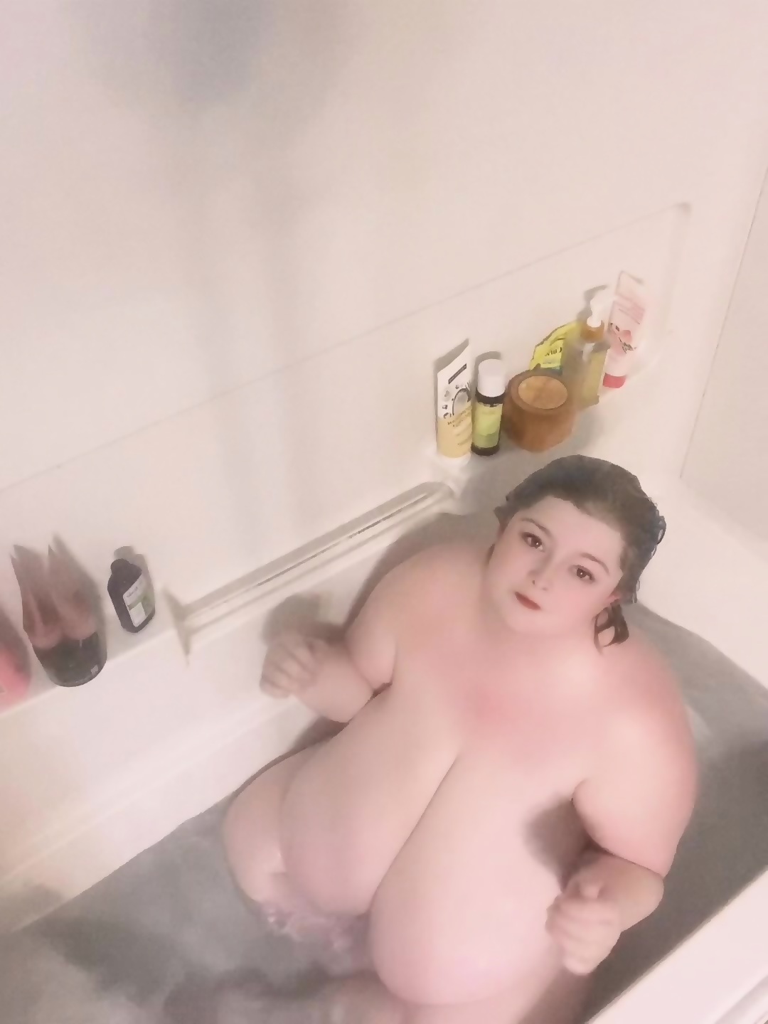 Thotterpopp-Giant Tits Bath - EPORNER