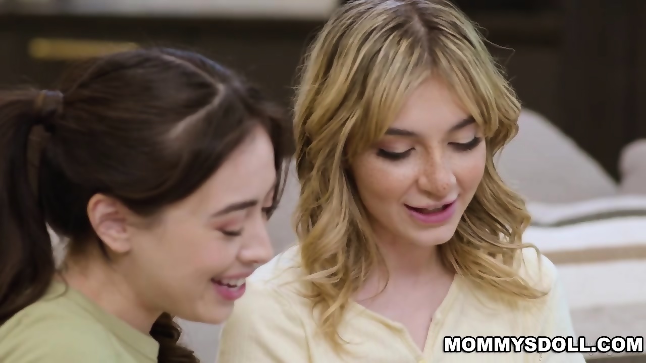 Demi Caught Chloe And Serene Having Sex And Eventually Join Them Eporner