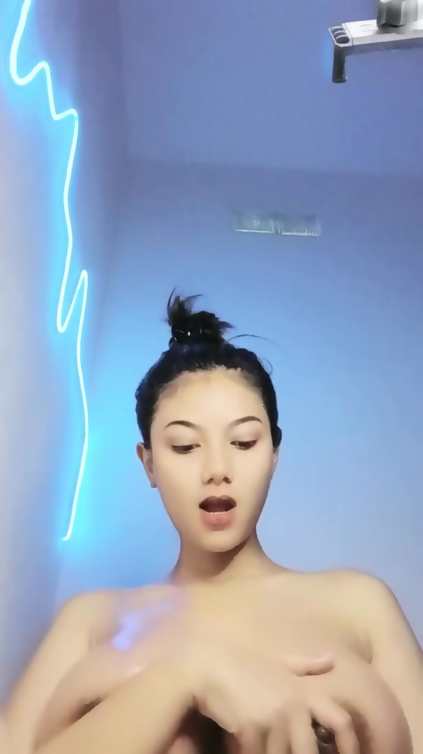 Indo Milf Dinda Live Eporner