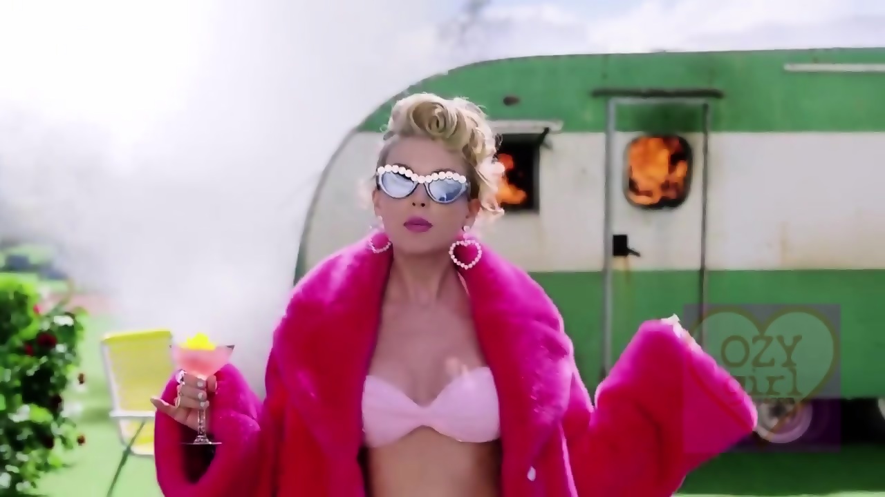 Taylor Swift You Need To Calm Down Pmv Amateur Taylor Eporner 