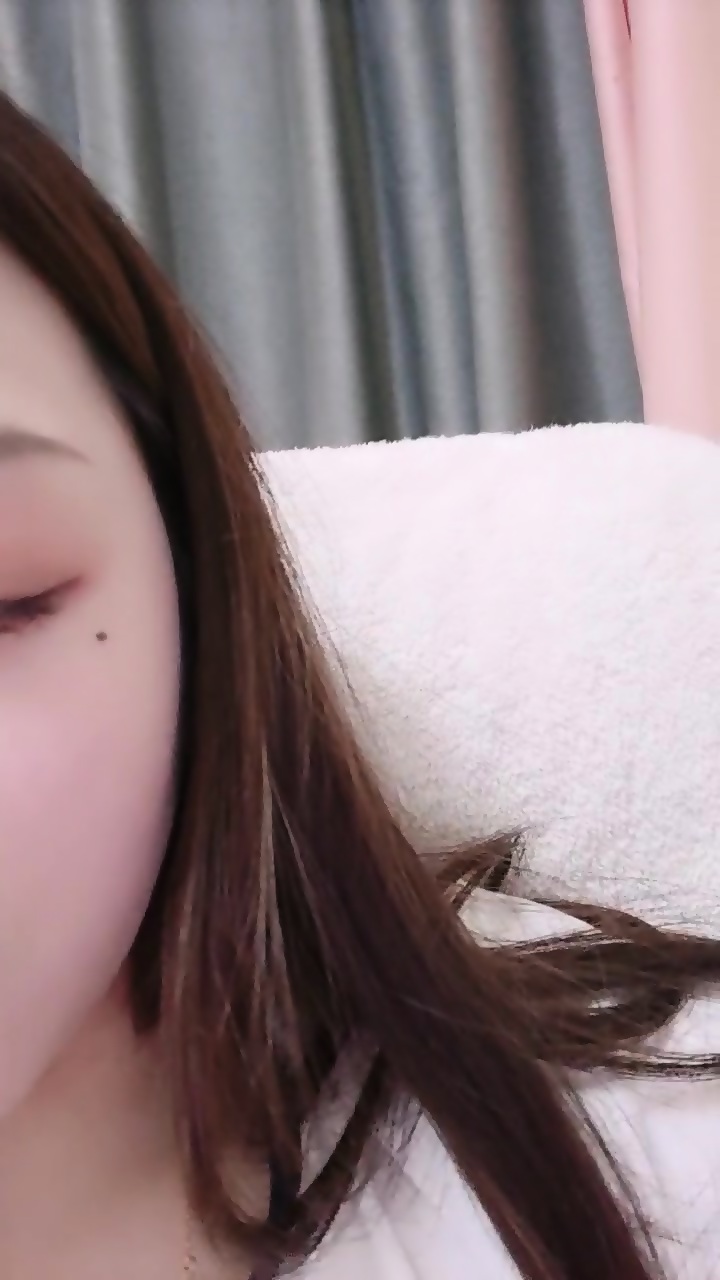 甜美新人颜值美少女！应要求收费房！特写内裤掰穴特写 Eporner