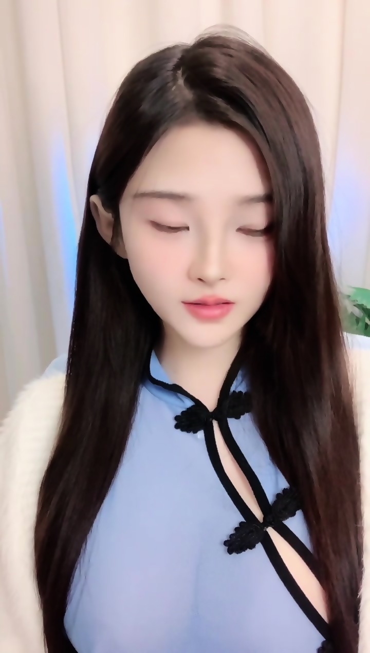 明星颜值甜蜜女神！绿播下海小尺度！一对豪乳又大又白 Eporner 