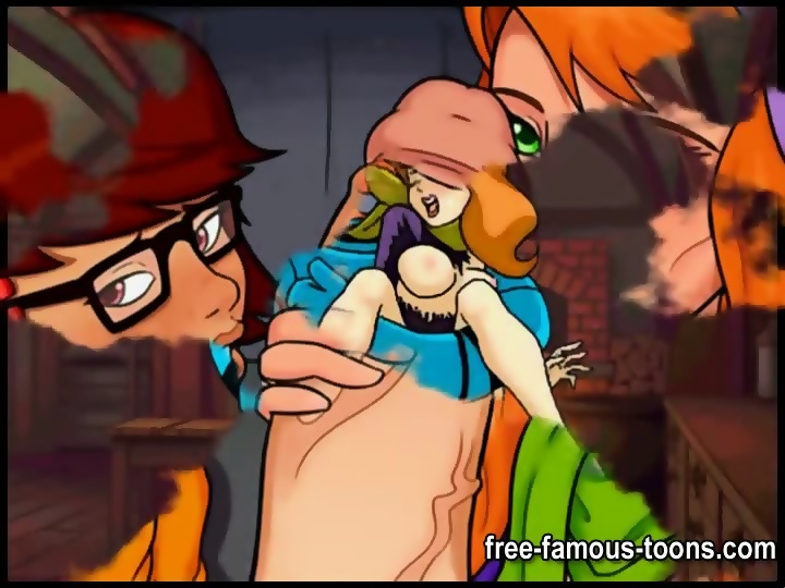 Scooby Doo Daphne And Velma Orgy Eporner