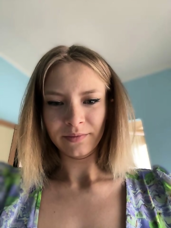 Sexy Blonde Annie 2024 05 19114611 Eporner