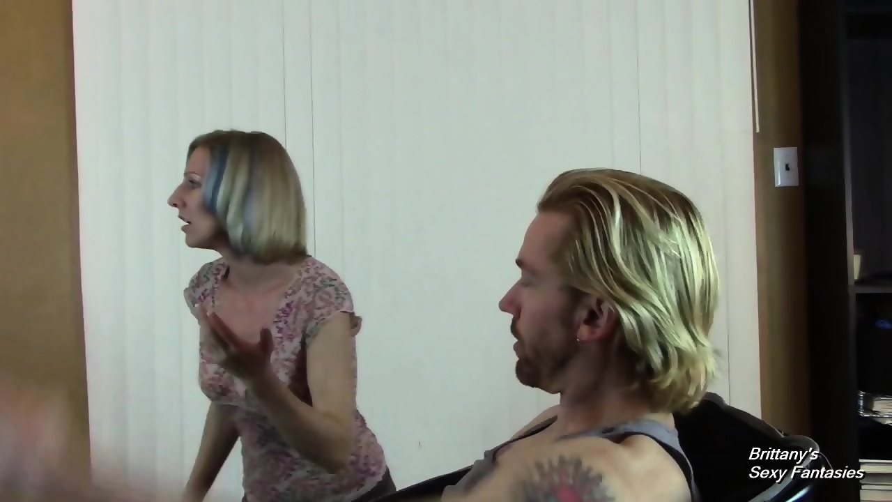 Mommy Fixes Sons Masturbation Problem Eporner