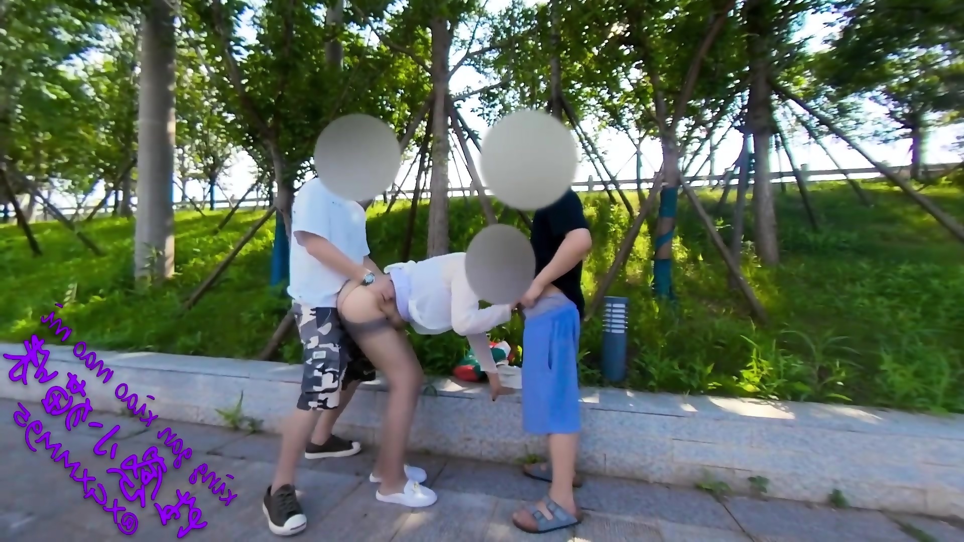 Outdoor Sex I Had Sex With Two Men On The Sidewalk Was Seen Eporner