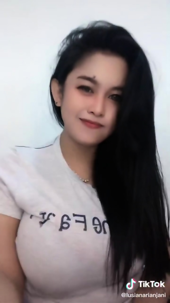 TIKTOKERS LUSIANA RIANJANI SI TOKET BRUTAL - EPORNER