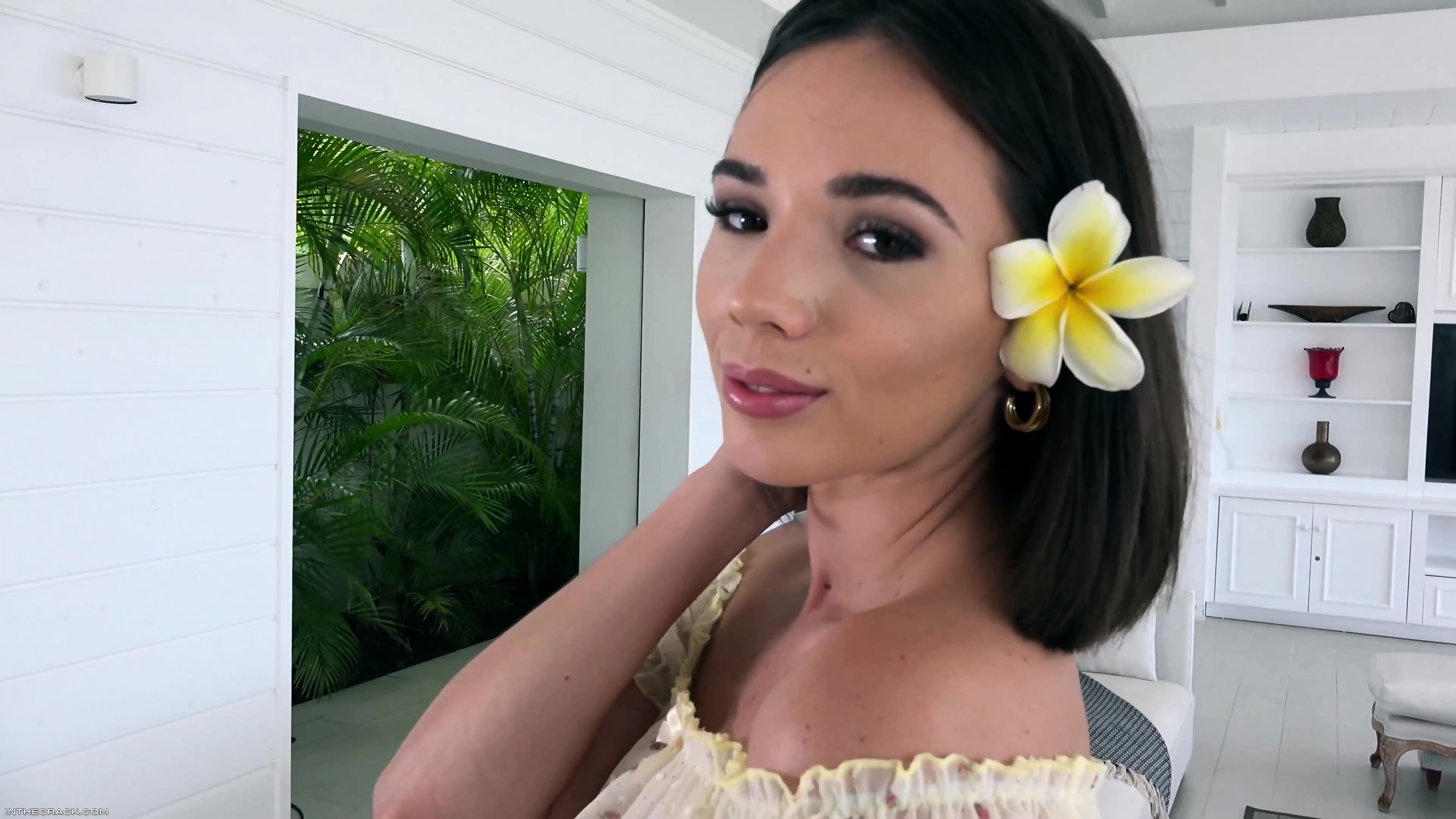 Sexy Brunette Moves Sensually In Her Summer Outfit Eve Sweet Eporner