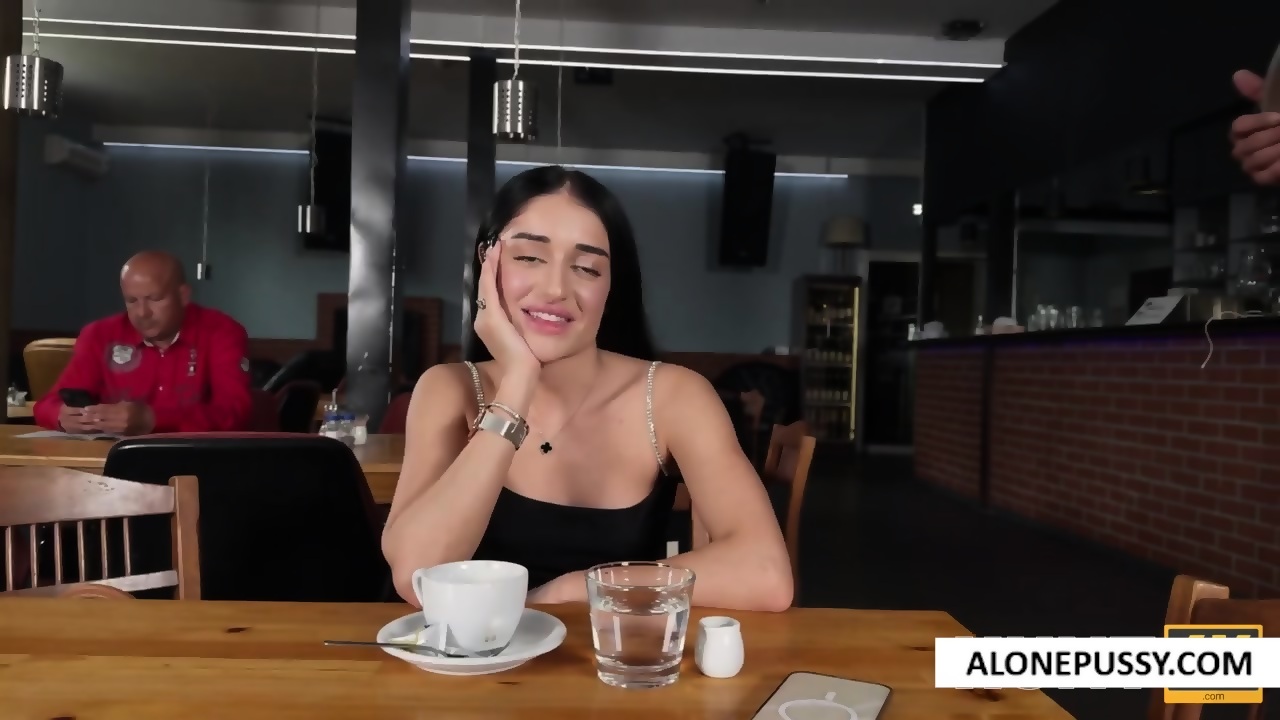 Ara Mix Sex At Restaurant S Toilet Eporner