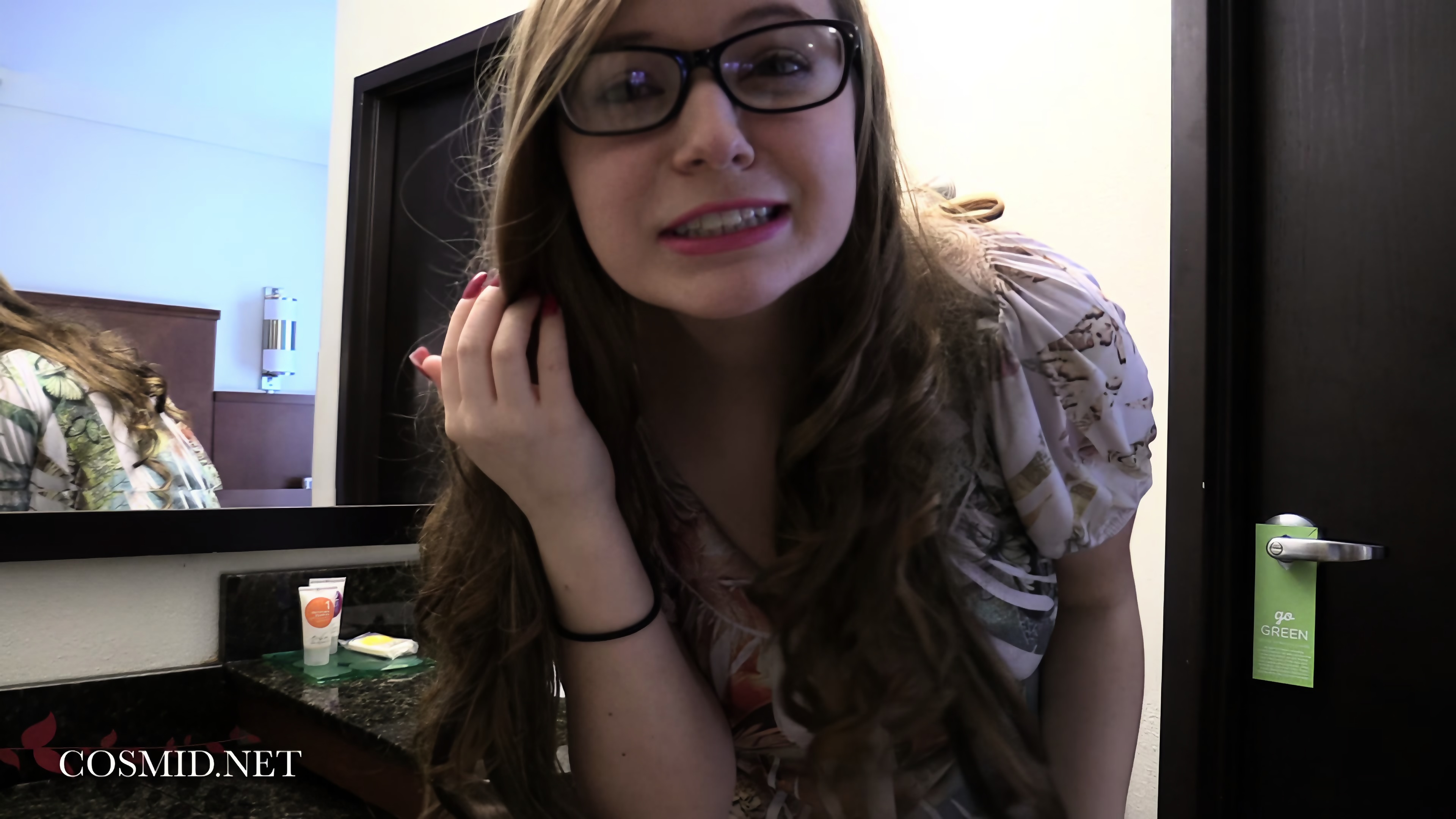 Amanda Love - Amanda Getting Home [AI Upscale 4K 60FPS] - EPORNER