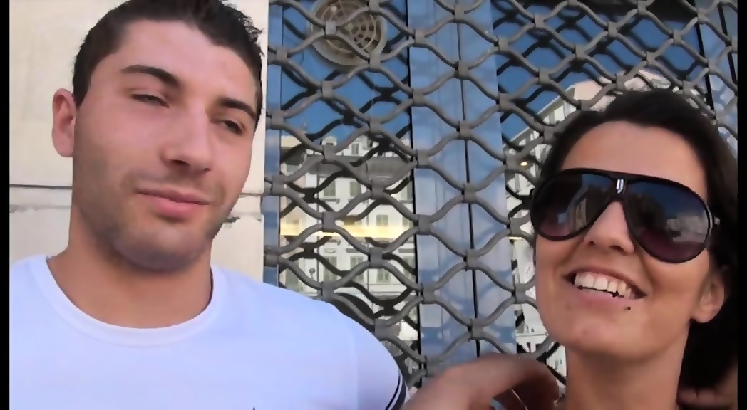 Enerve Cette Brunette Se Venge Et Baise Avec Le Frre De Son Ex Eporner
