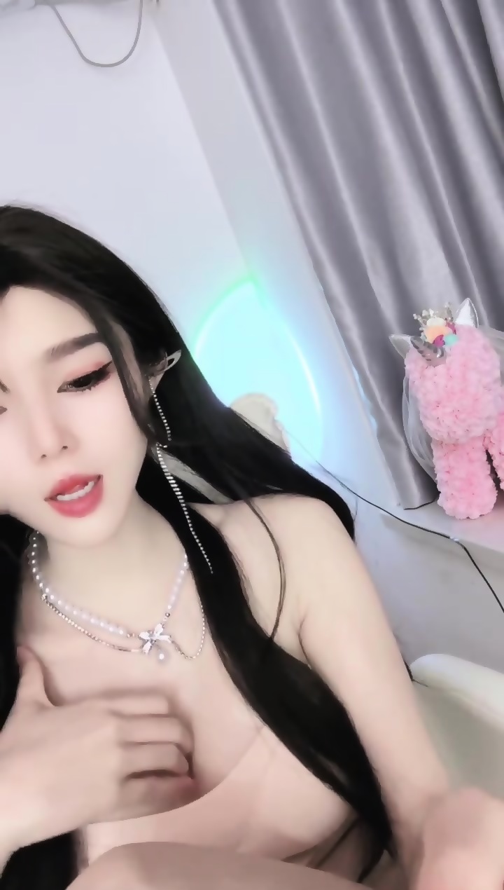 顶级绿播女神下海 Eporner