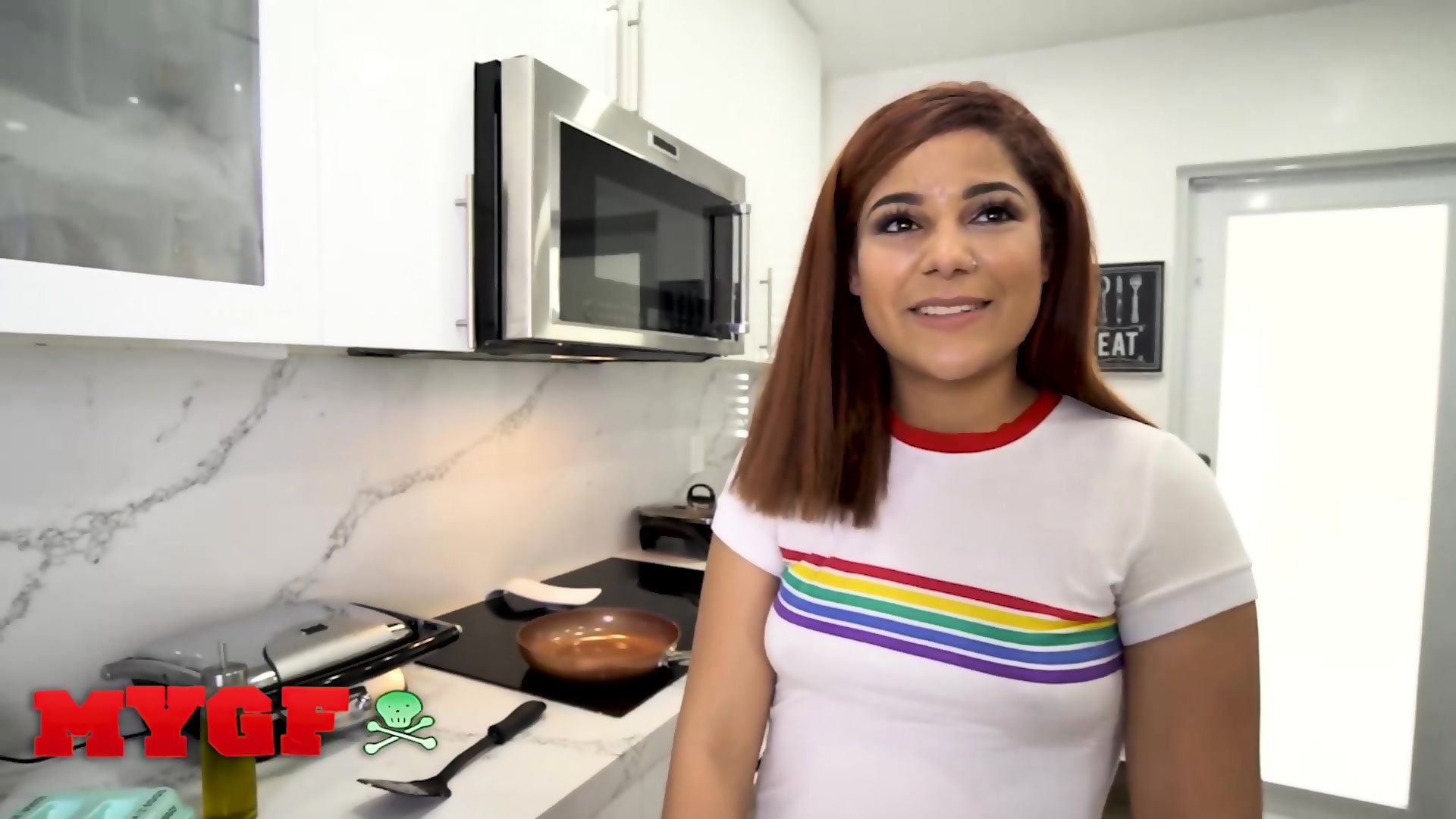 My Gf Missy Robins Cooks Some Breakfast For Johnny Love To Eat Before She Has His Cock For