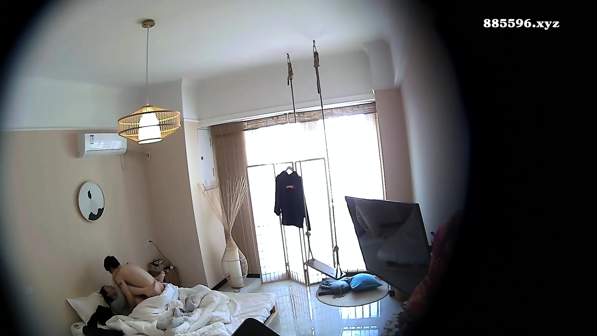 Hotel偷拍系列360绝版日式秋千房偷拍白天健壮小哥啪啪美乳白领晚上眼镜男草气质美女少妇 Eporner
