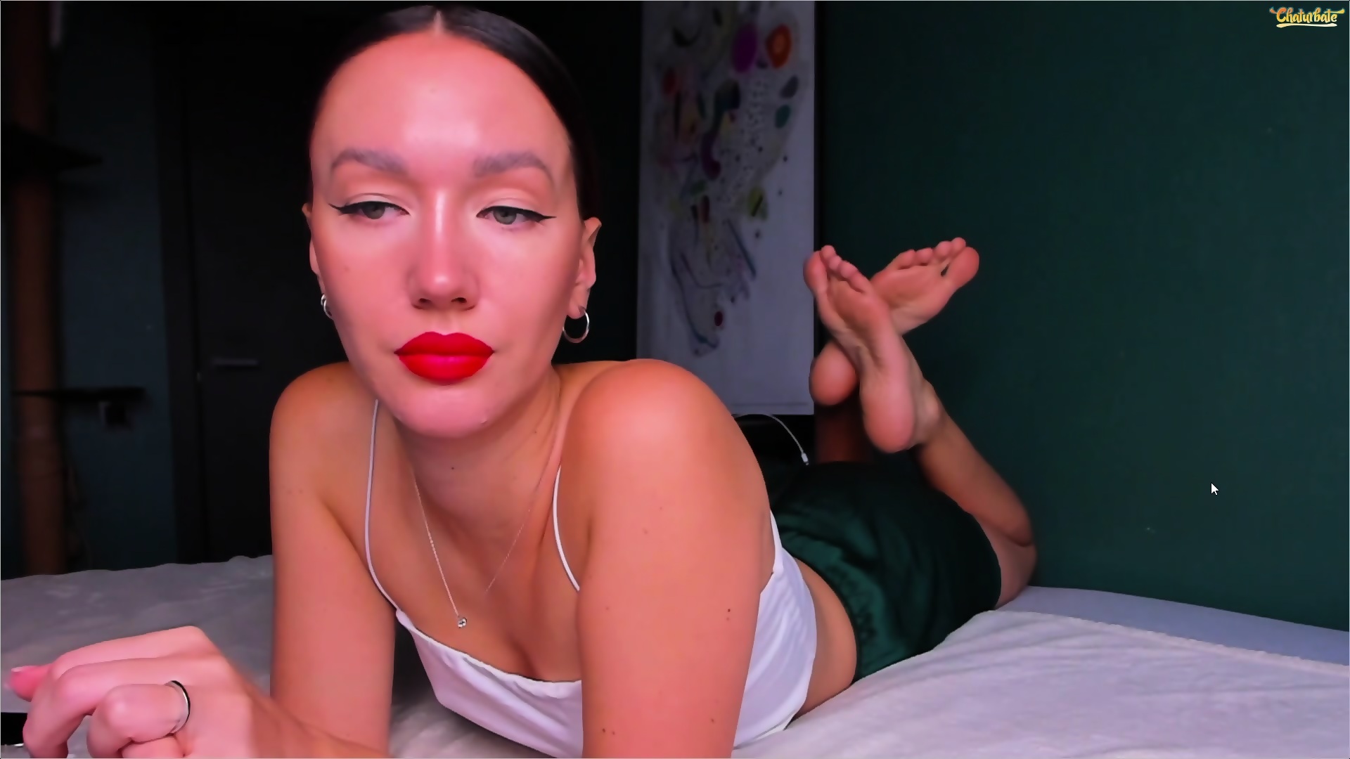 Soles The Pose Red Toenails Webacam Girl Red Girl Eporner