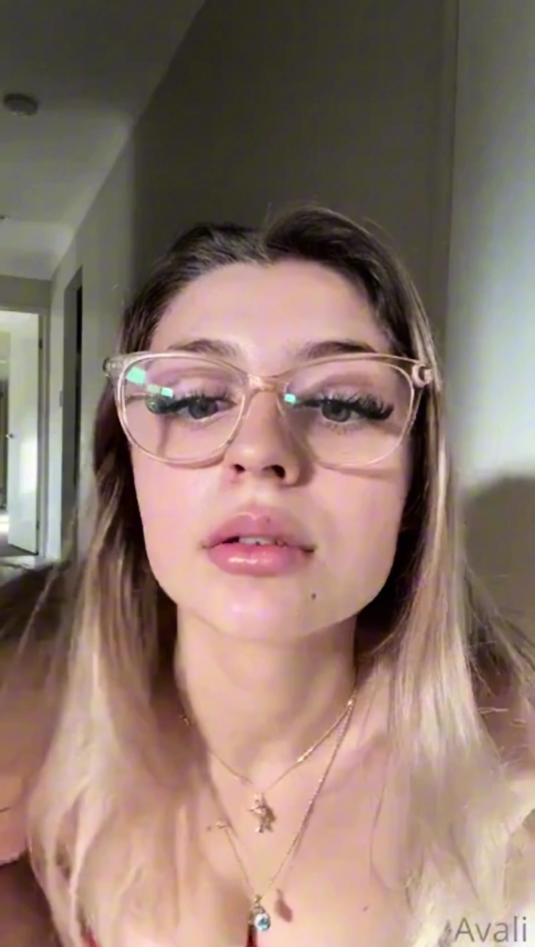 Delicious Blonde Lilith Cavaliere With A Huge Ass Eporner