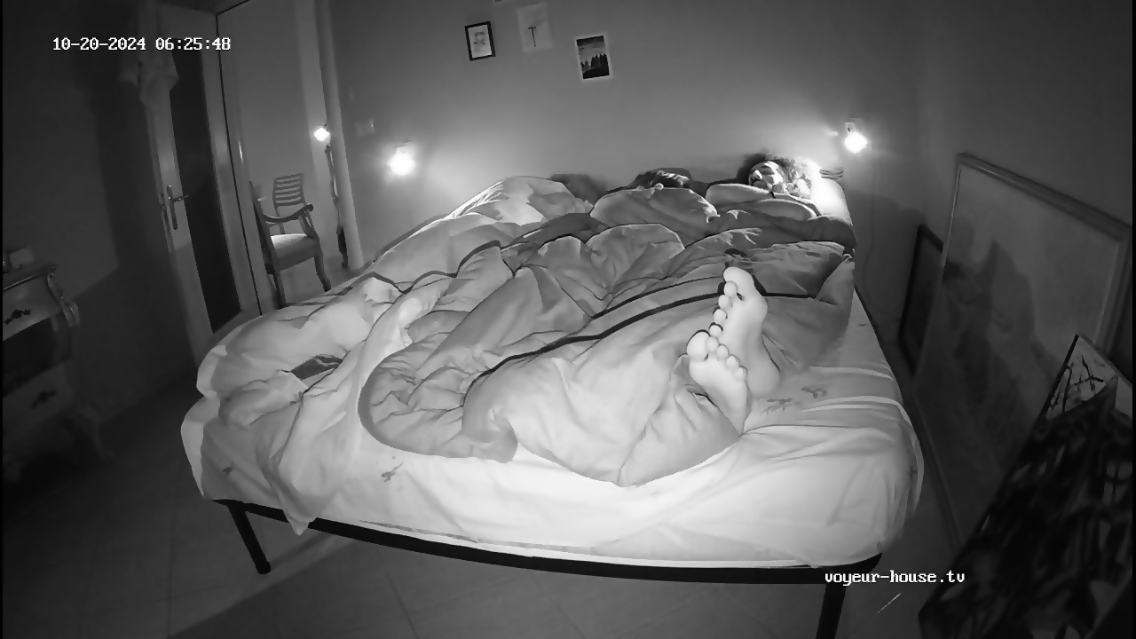 Special Candid Sleeping Bare Feet Closeup Scenes Evalia And Jerno Bedroom 20 10 2024 From 05 H 51