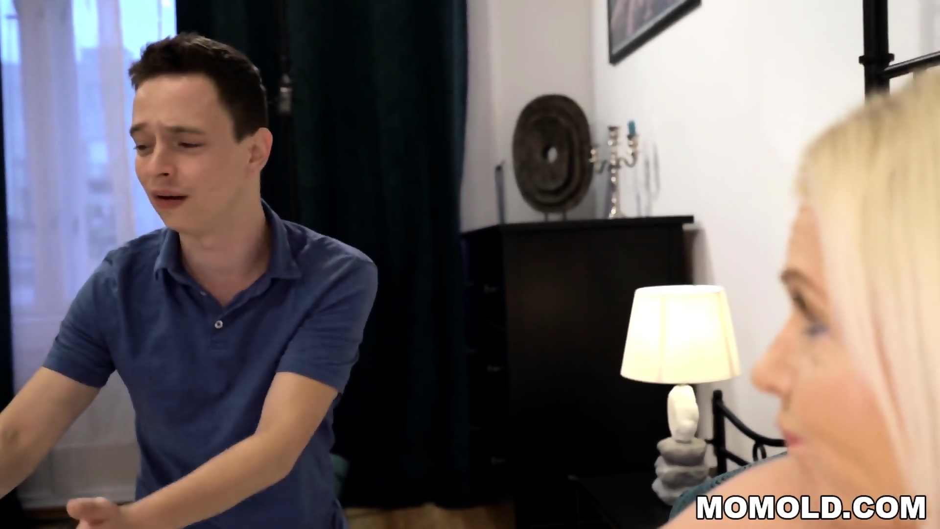 Cam Modèle Belle-mère Baisée Par Son Beau-fils - EPORNER