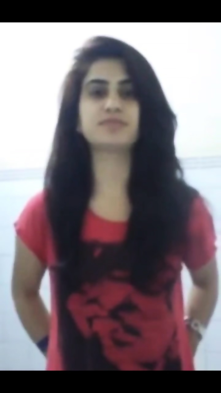 Revealing Girl - EPORNER