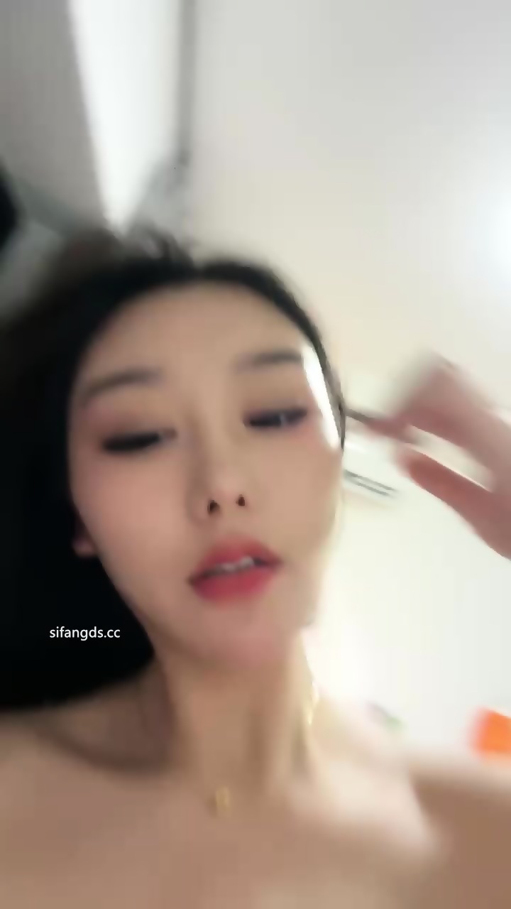 极品御姐 私人尤物高颜值美乳御姐口爆大秀 02 Eporner
