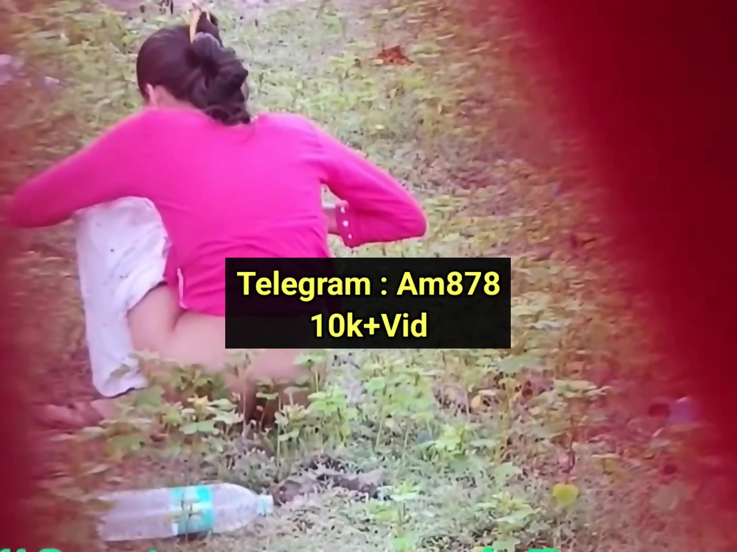 Very Beautiful Indian Desi Girl Pissing In Open Place - EPORNER