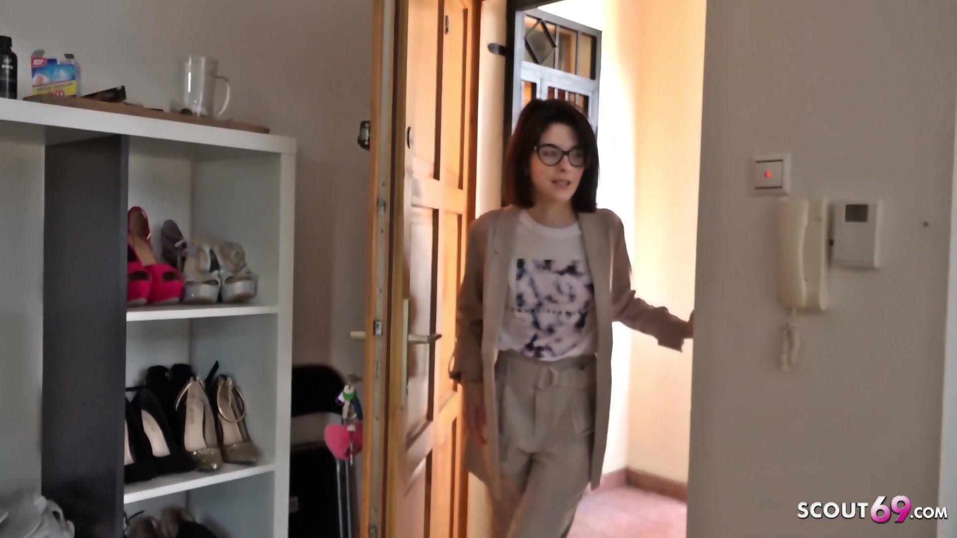Sara Bell La Linda Adolescente Universitaria Sara Habla Por Primera Vez Sobre El Sexo Anal En
