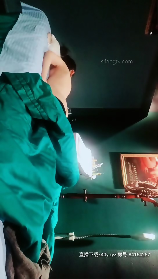 偷拍良家妇女的私密生活,私密保健会所 Eporner