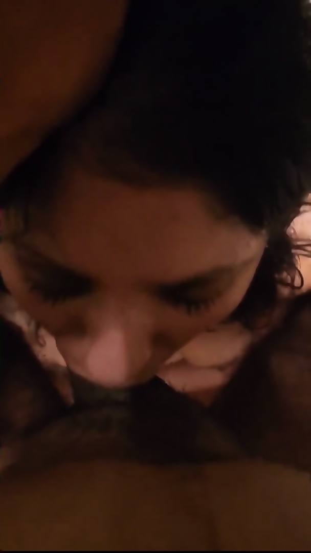 Deshi BLOWJOB&HANDJOB Desi Indian Sexy Girlfriend Giving Blowjob And Piss Drinking - EPORNER