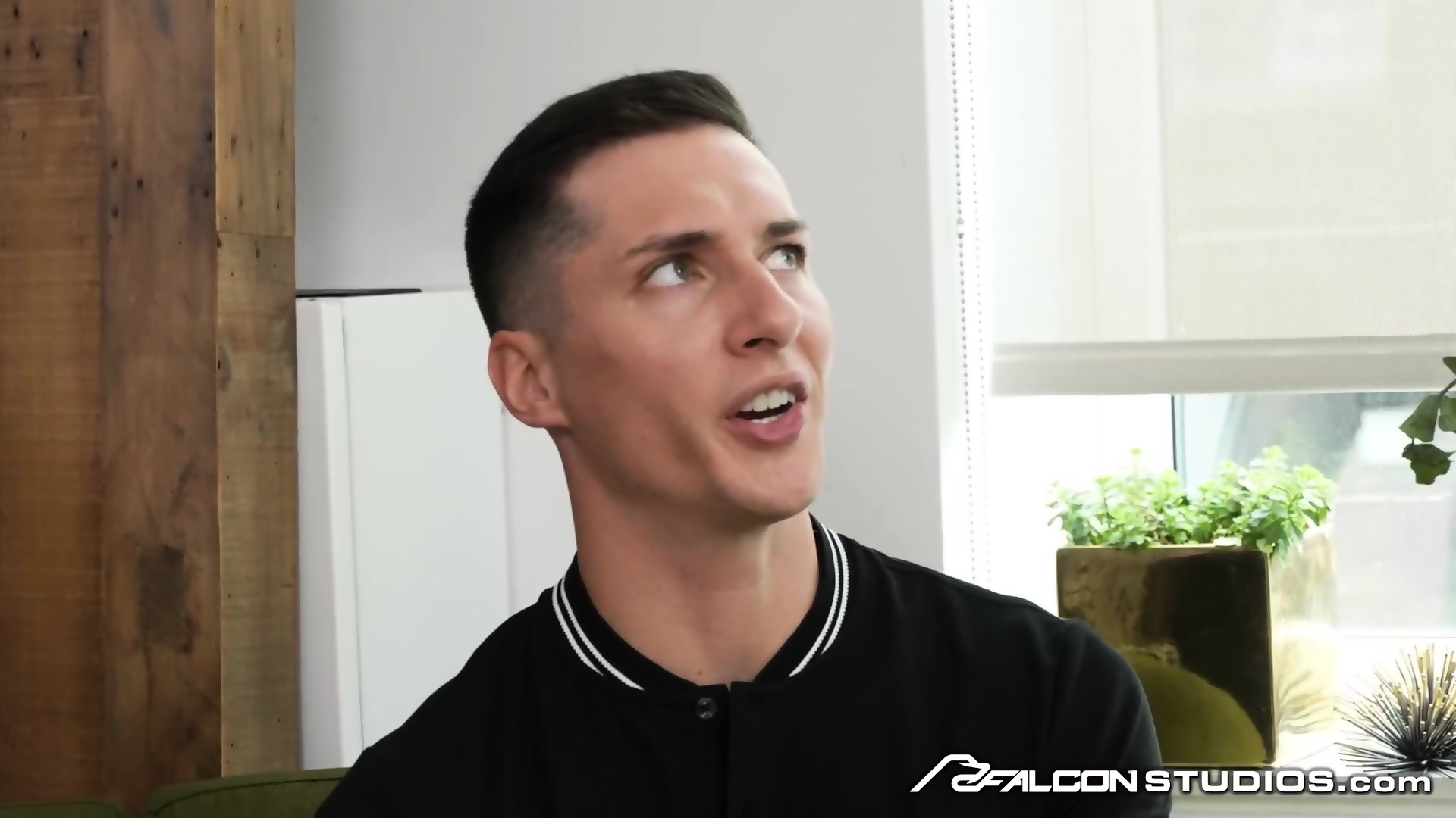 Falcon Studios Best Boys With Sex Toys Hunks And Jocks Using BIG Dildos For Fucking - EPORNER