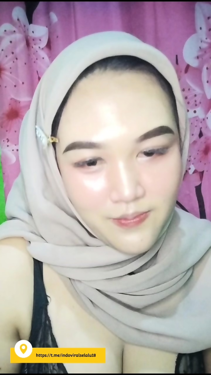 Bokep Live Tante Cha Colmek Asik Banget Dikamar - EPORNER