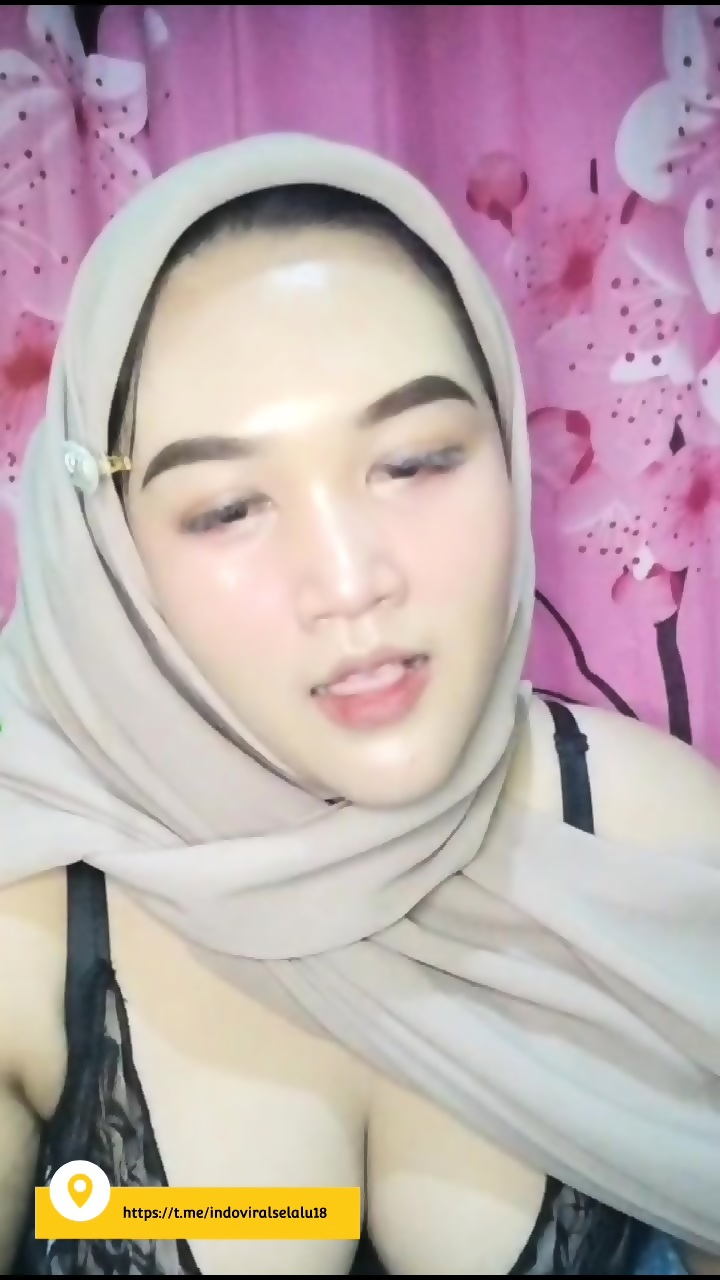 Bokep Live Tante Cha Colmek Asik Banget Dikamar - EPORNER