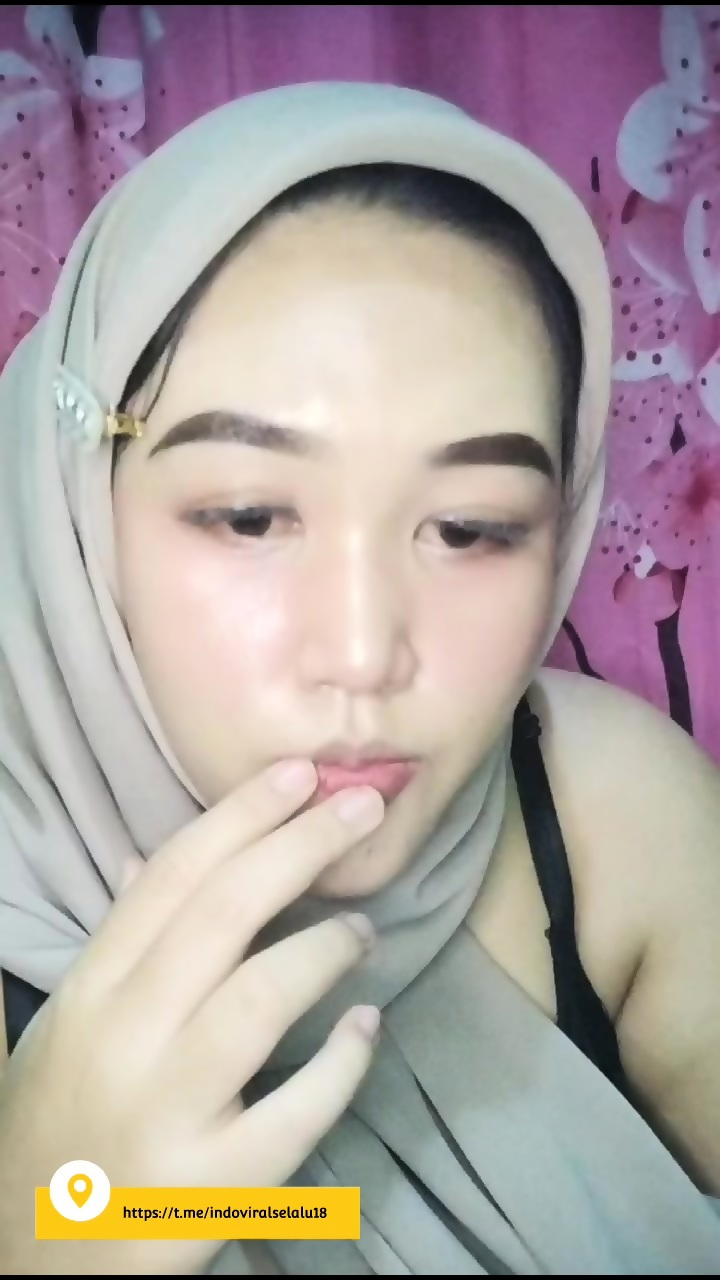 Bokep Live Tante Cha Colmek Asik Banget Dikamar - EPORNER