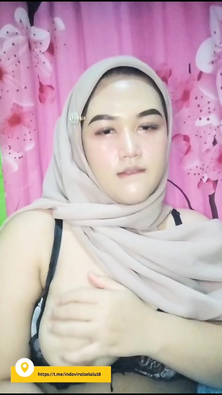 Bokep Live Tante Cha Colmek Asik Banget Dikamar - EPORNER