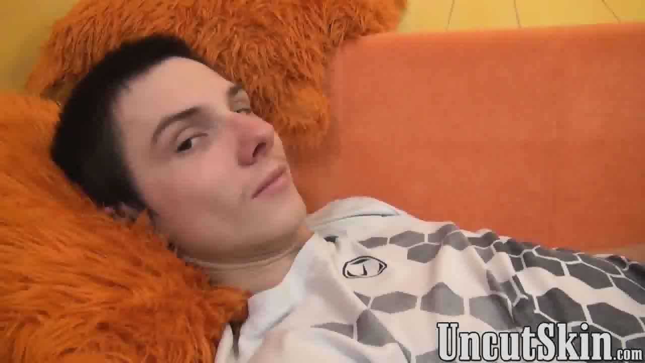 Ass Bandit Eryk Plays With His Uncut Rock Solid Cock Solo Eporner