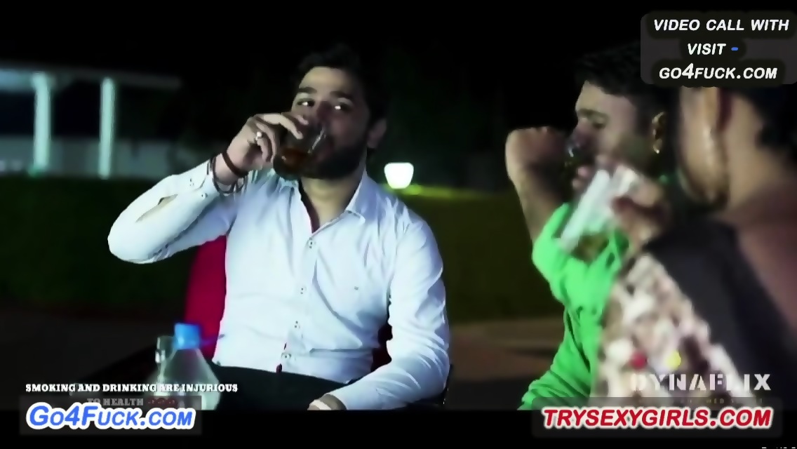 Dost Ko Daru Peel Akar Use Ki Hot Biwi Ki Chudai Kari Indian Cheating Sex Eporner