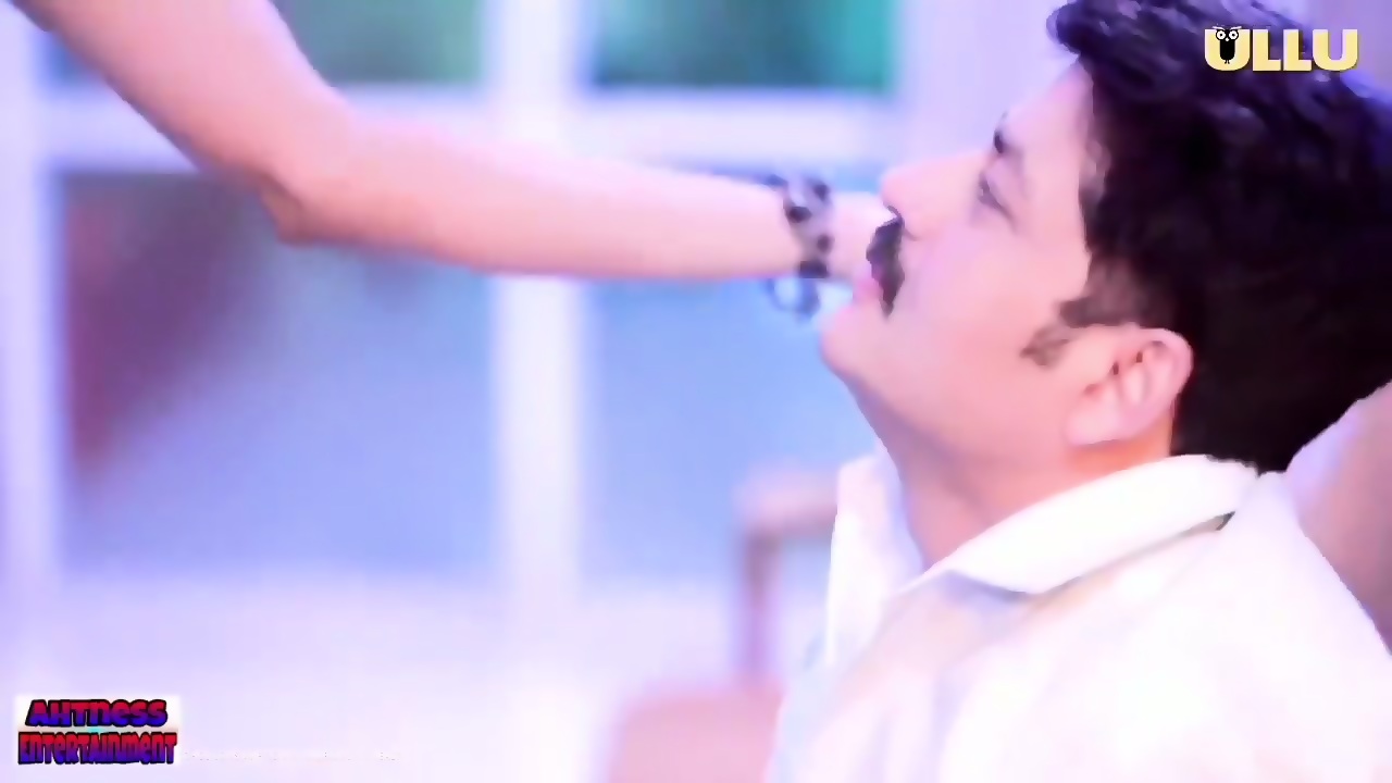 Lady Finger In Pallavi Debnath Sex Video Eporner