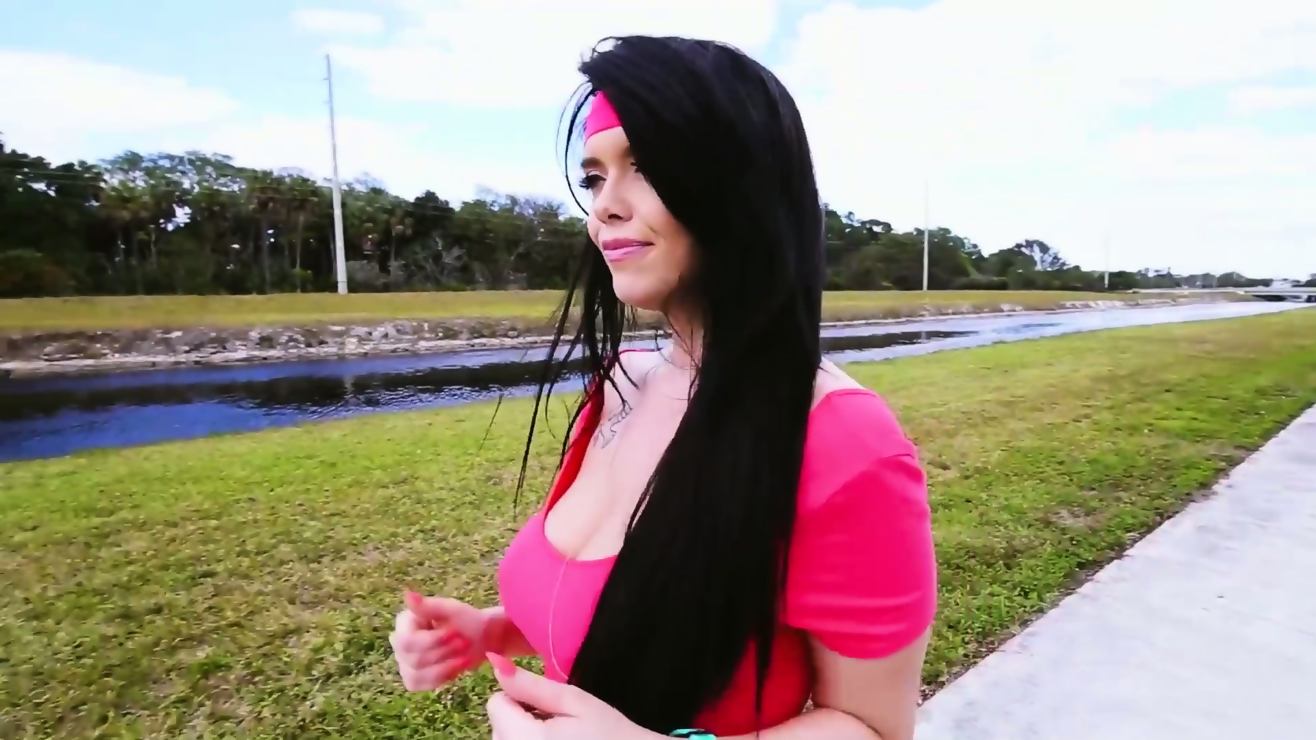 Fat Jiggly Ass On Duty - EPORNER