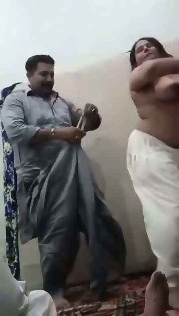 Pakistani Randi Aunty Sex With Customers At Home Eporner