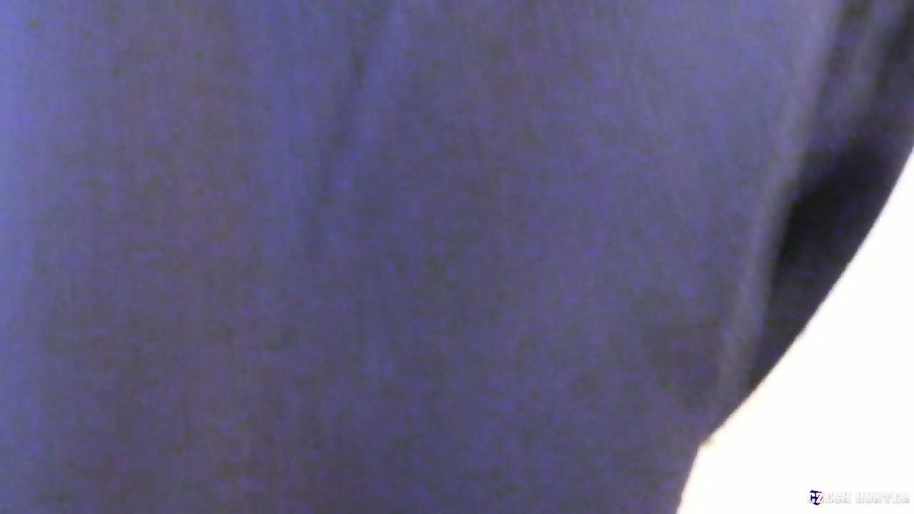 Gay Daddy Fucks Housekeeper - EPORNER