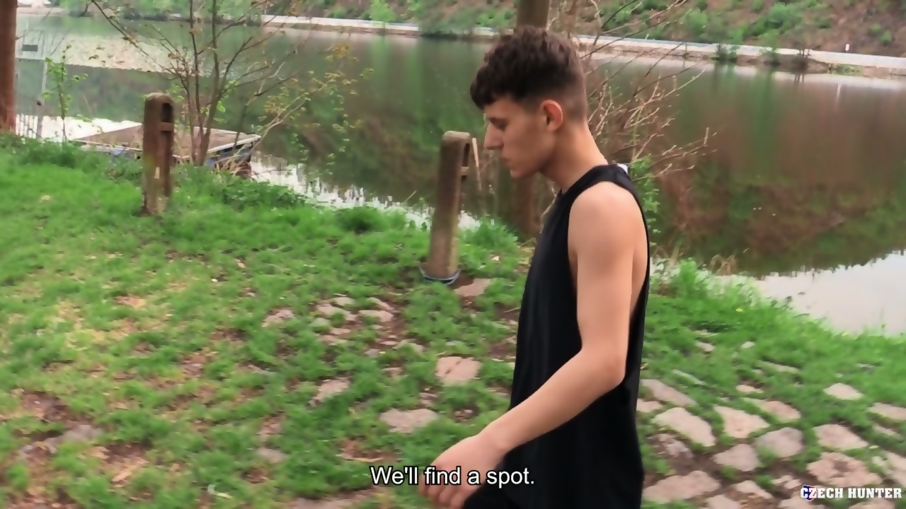 Gay Daddy Fucks Young Student - EPORNER