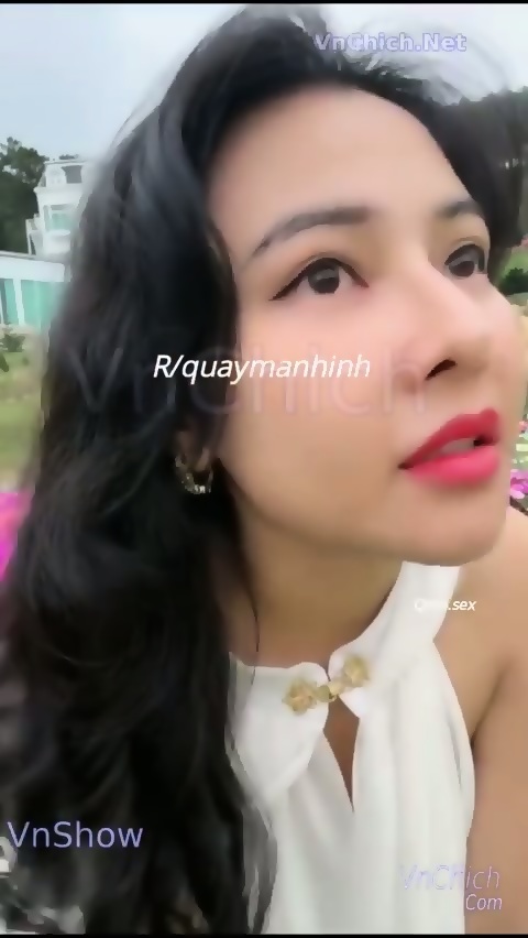 Em Idol Mn Hamy Mmlive Lên Đà Lạt Livestream Show Lồn Vú Hồng Thì Gặp Fans Ra Xin Sờ Lồn Vú Cực