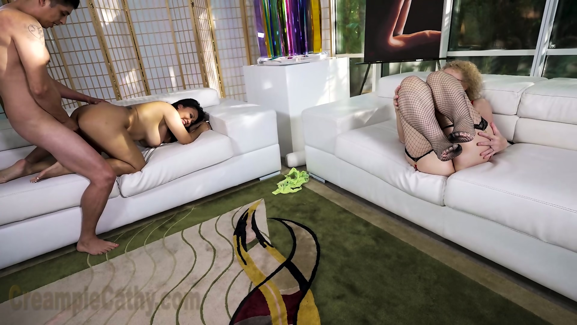 Creampie Cathy & Krystal Davis DP Gangbang - EPORNER