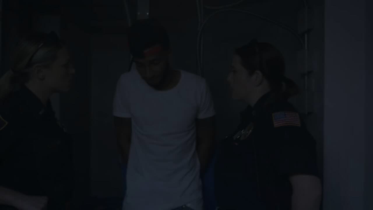 Tattooed Guy Pounding Blonde Cop Eporner