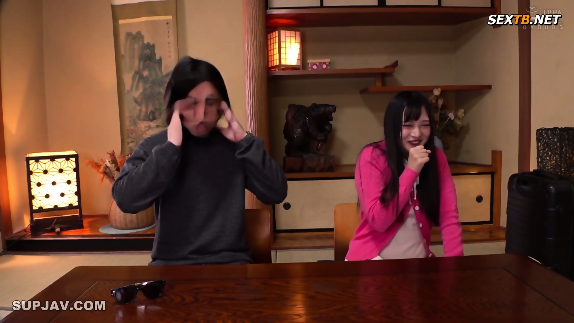 ¡Proyecto: Una Chica Universitaria De Gran Culo Comparte Un Baño Con Un Chico De Gran Polla Que ...