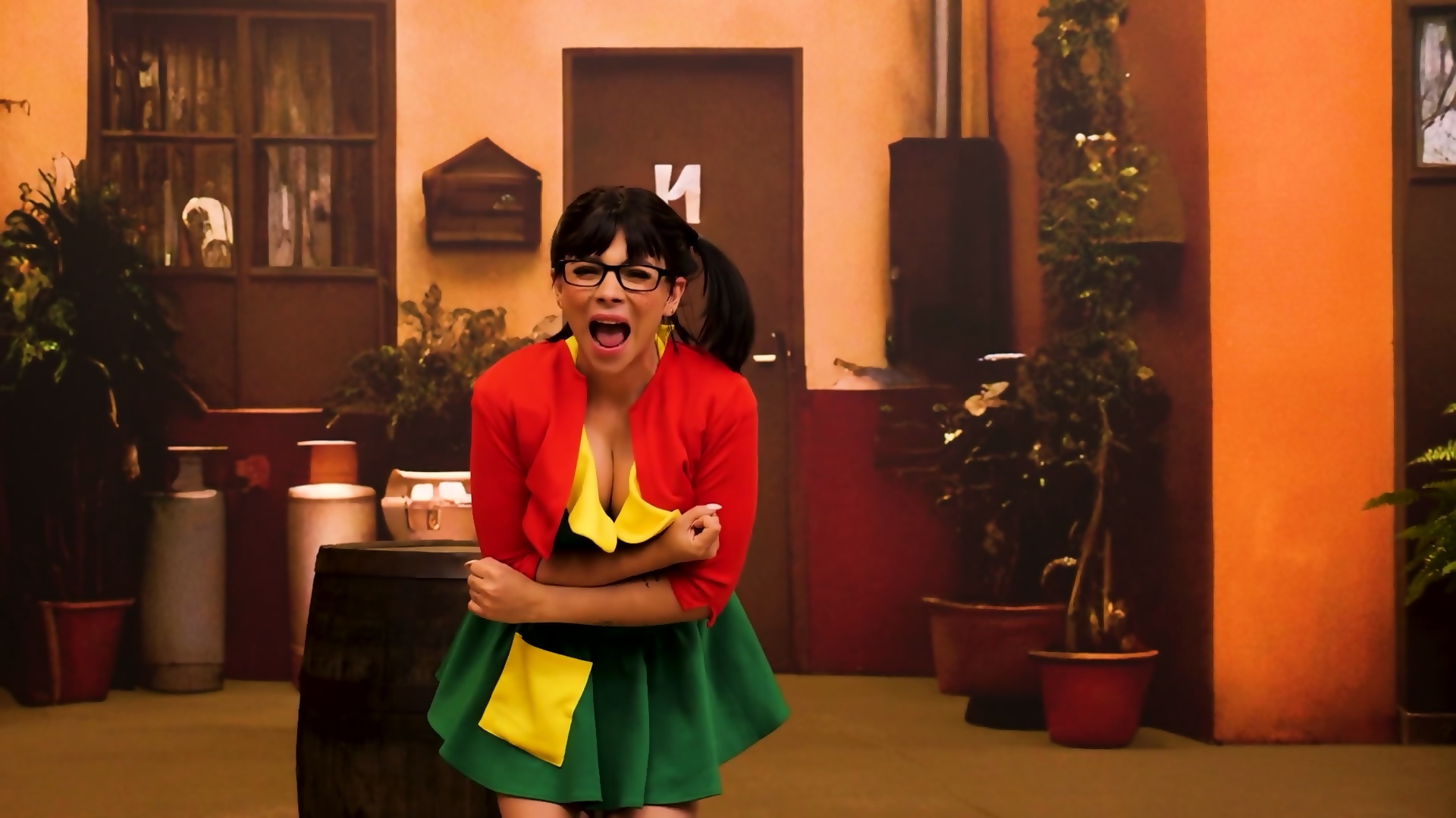 El Chico Del 18 - Parte 1. Nicole Zurich, Mica Spengler, Lia Tovar - EPORNER