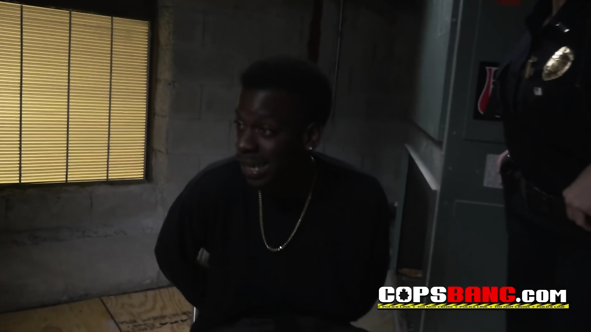 Black Dude Is Apprehended By Milf Cops After Beating His Girlfriend