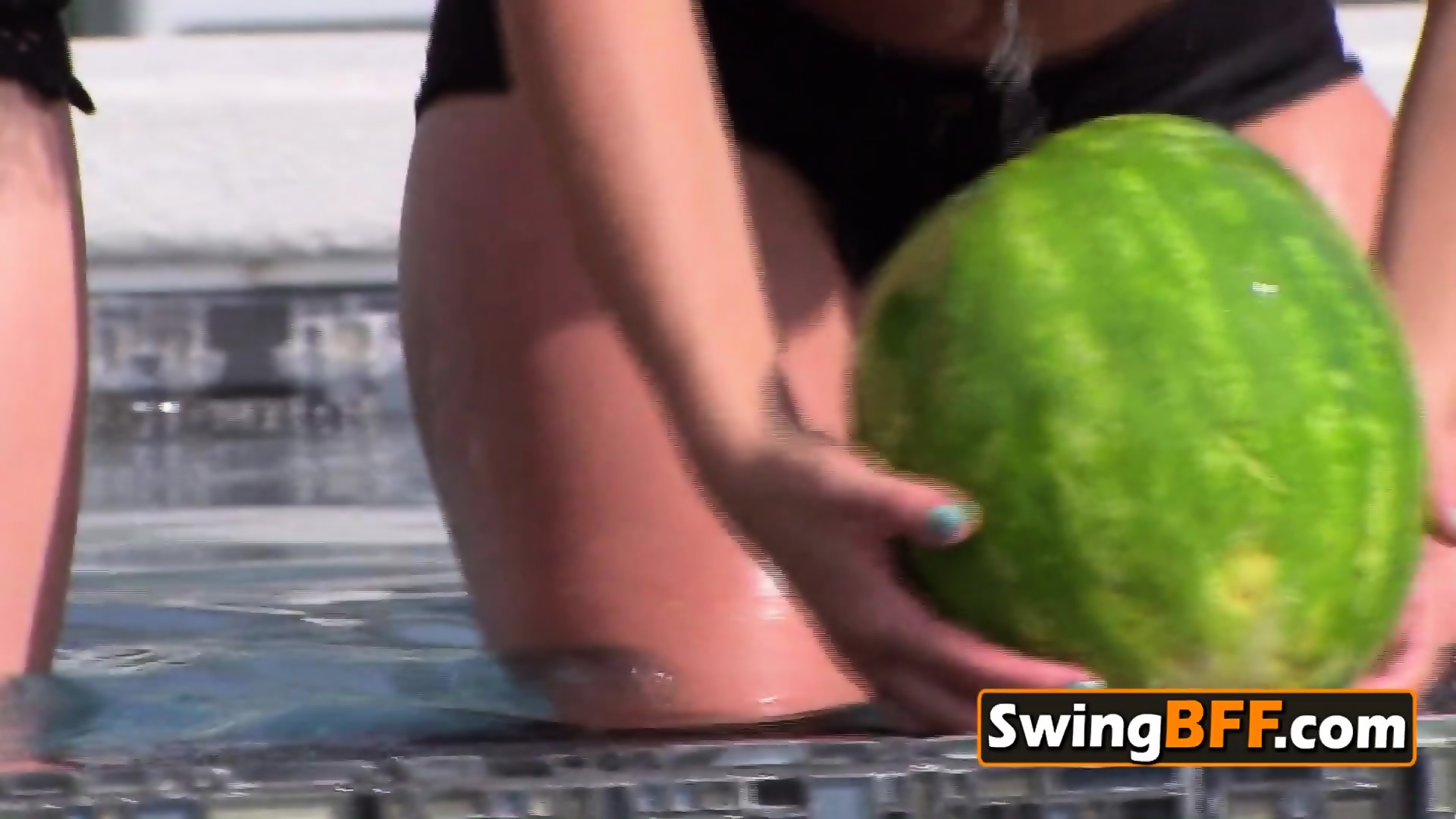 Ginger Odd Couple Signs Off And Heads To The Swimmng Pool Eporner