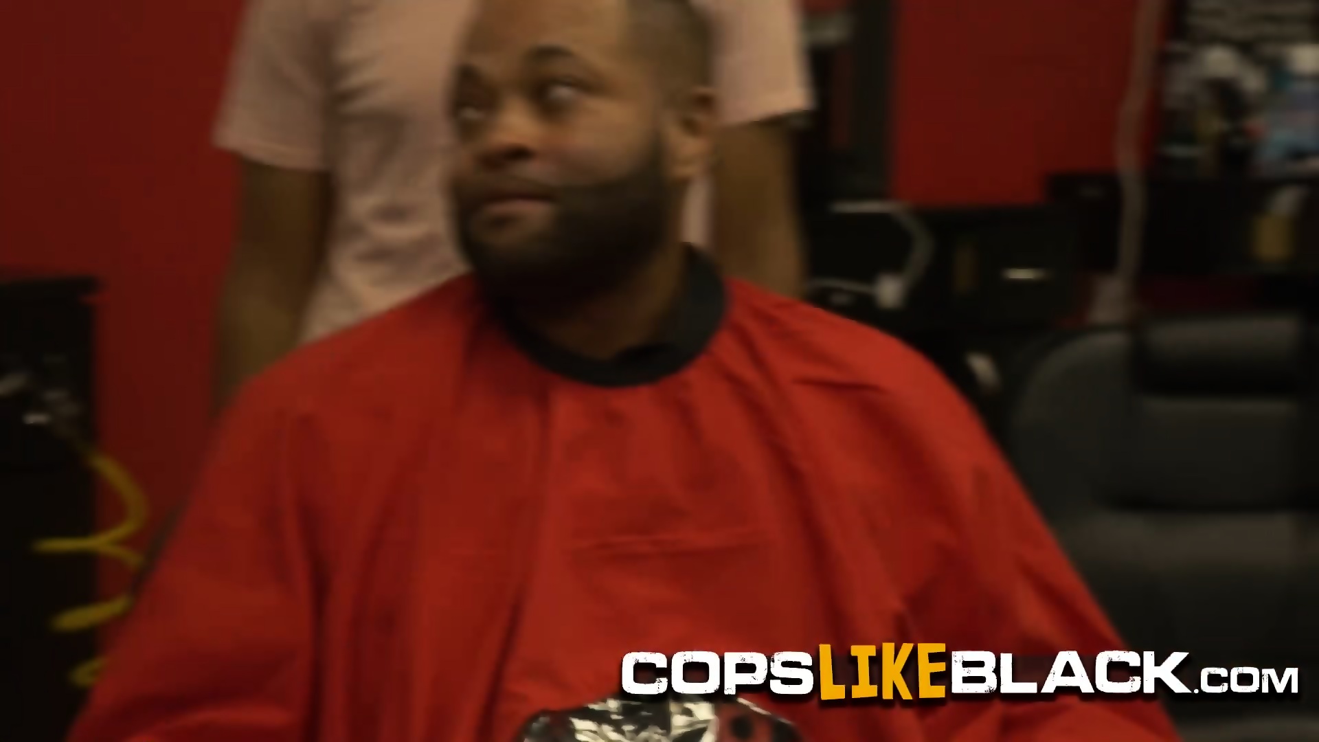 Milf Cops Trap Suspect Inside Barbershop And Coerce Him Into Hot Sex Eporner 